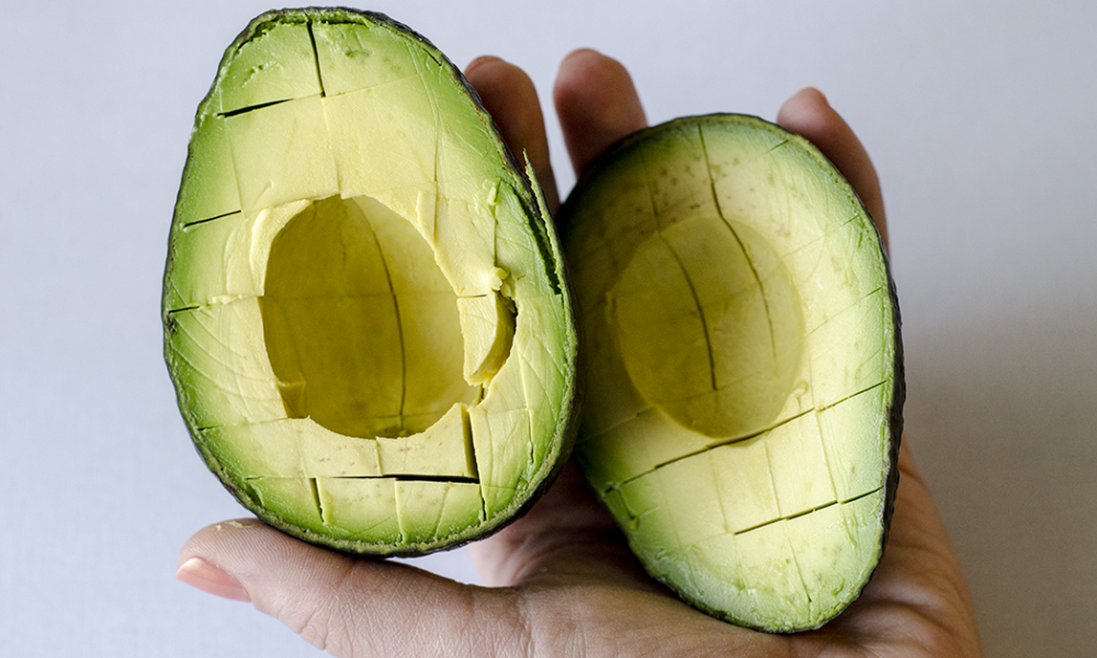 20 Reasons Why You Should Eat An Entire Avocado Every Day!