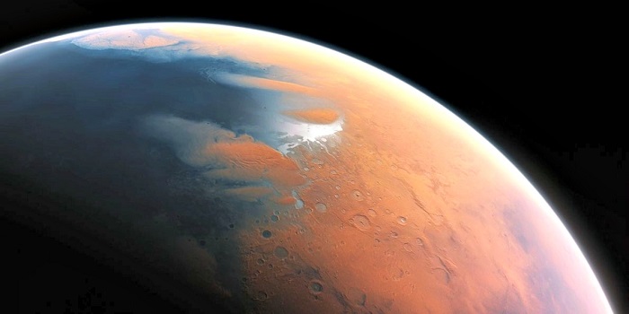 NASA Finally Confirms Evidence That Liquid Water Flows On Today’s Mars