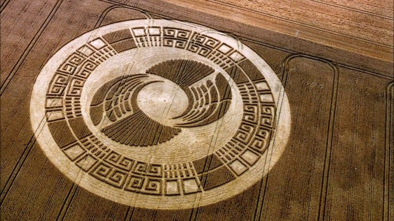 Scientist Reveals: Crop Circles Are Extraterrestrial Messages Of The ...