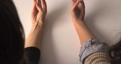 If Your Tendon Pops Out On Your Wrist Like This, This Is What It Means ...